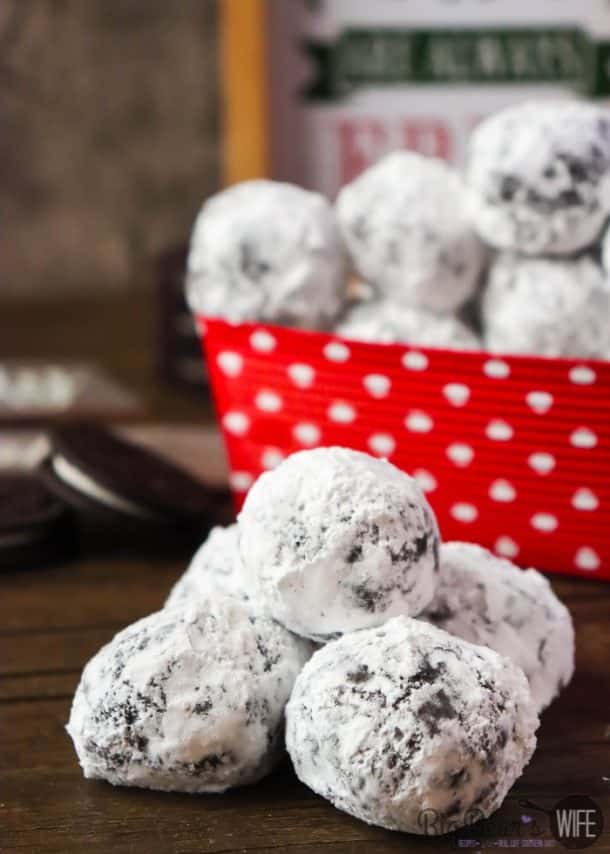 Oreo Snowballs - Big Bear's Wife