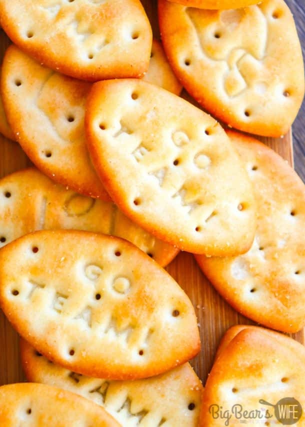 Easy Football Cheeseball - Big Bear's Wife